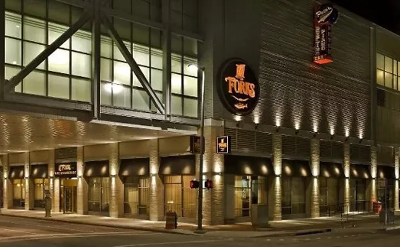 III Forks | Downtown/ Midtown | Seafood, Steakhouse | Restaurant