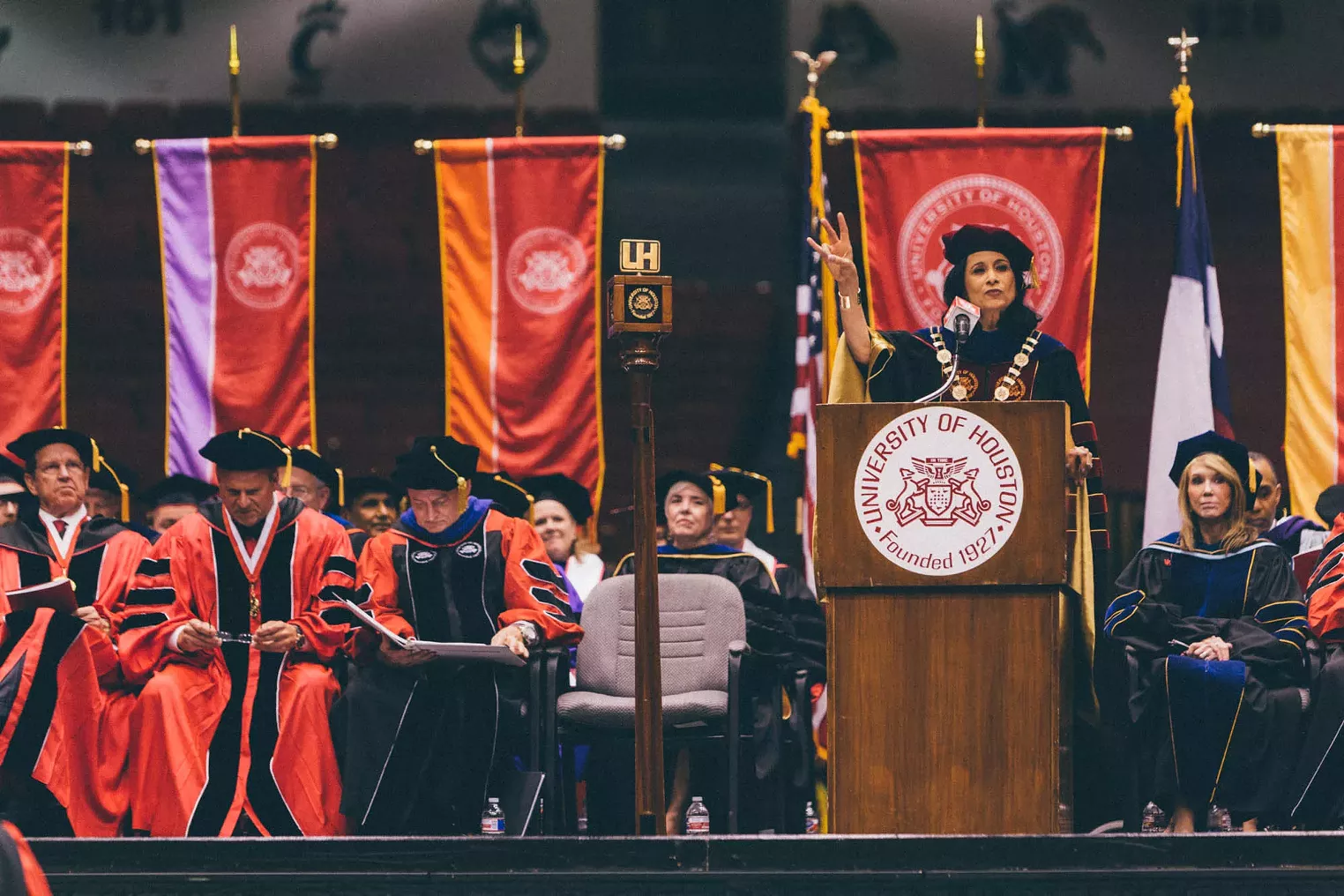 U of H Graduation Commencement Speech with Scott Kelly | Houston ...