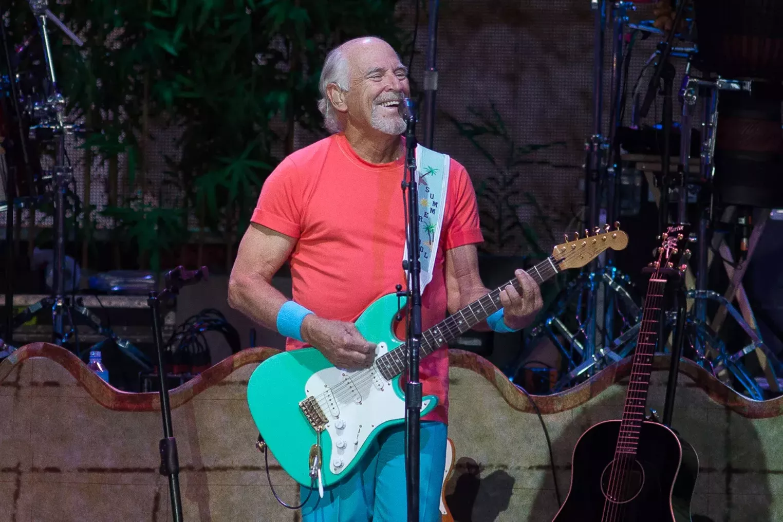 Jimmy Buffett Brings the Beach to The Woodlands | Houston | Houston ...